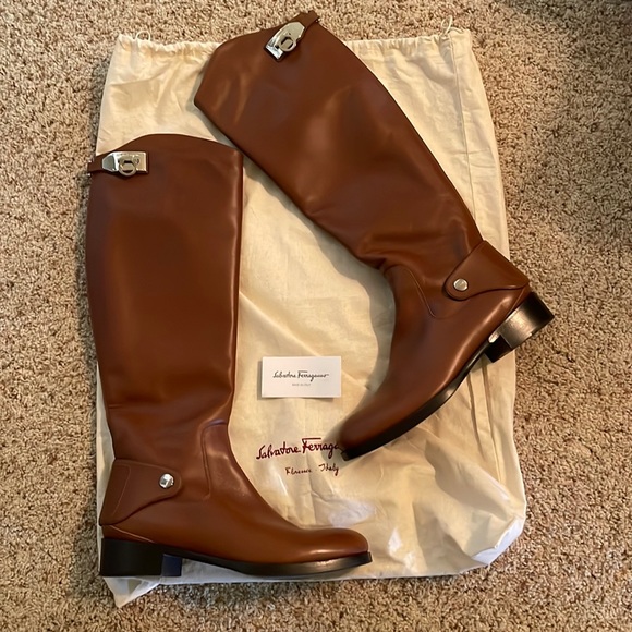 Salvatore Ferragamo | Shoes | 0 Authentic Salvatore Ferragamo Rodi ...